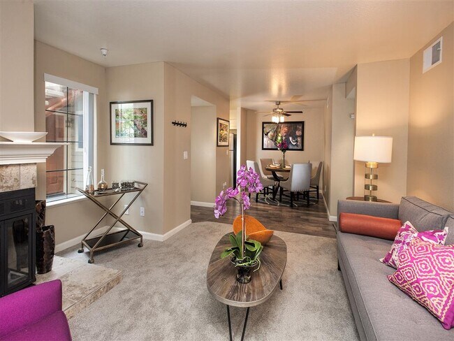 Hidden Lake Condominium Rentals - 7551 Greenhaven Dr Sacramento, CA ...