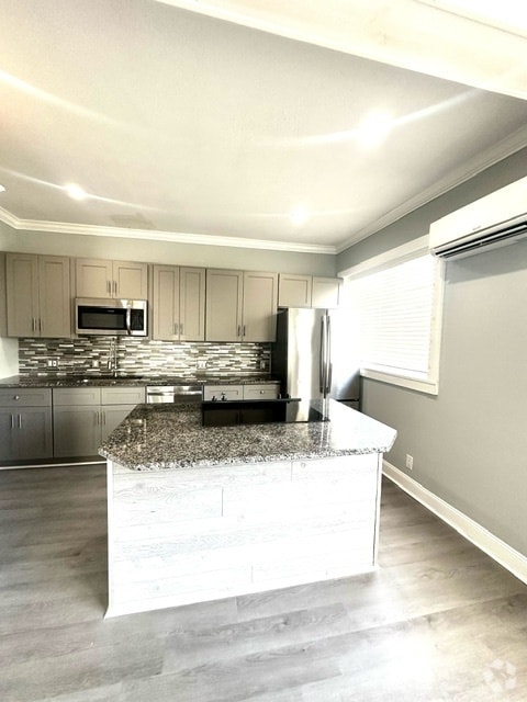 Venice South Gulf View Apartments for Rent with Hardwood Floors ...