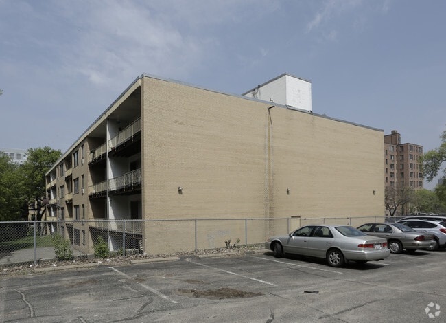 Three-Thirty-Three Oak Grove Apartments - Minneapolis, MN | Apartments.com