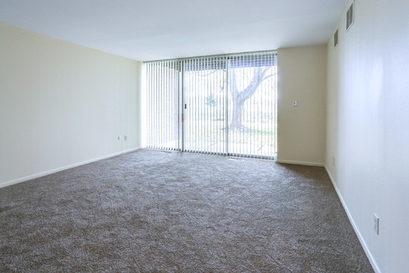 Amherst Manor Apartments - 1525 Amherst Manor Dr Williamsville, NY ...