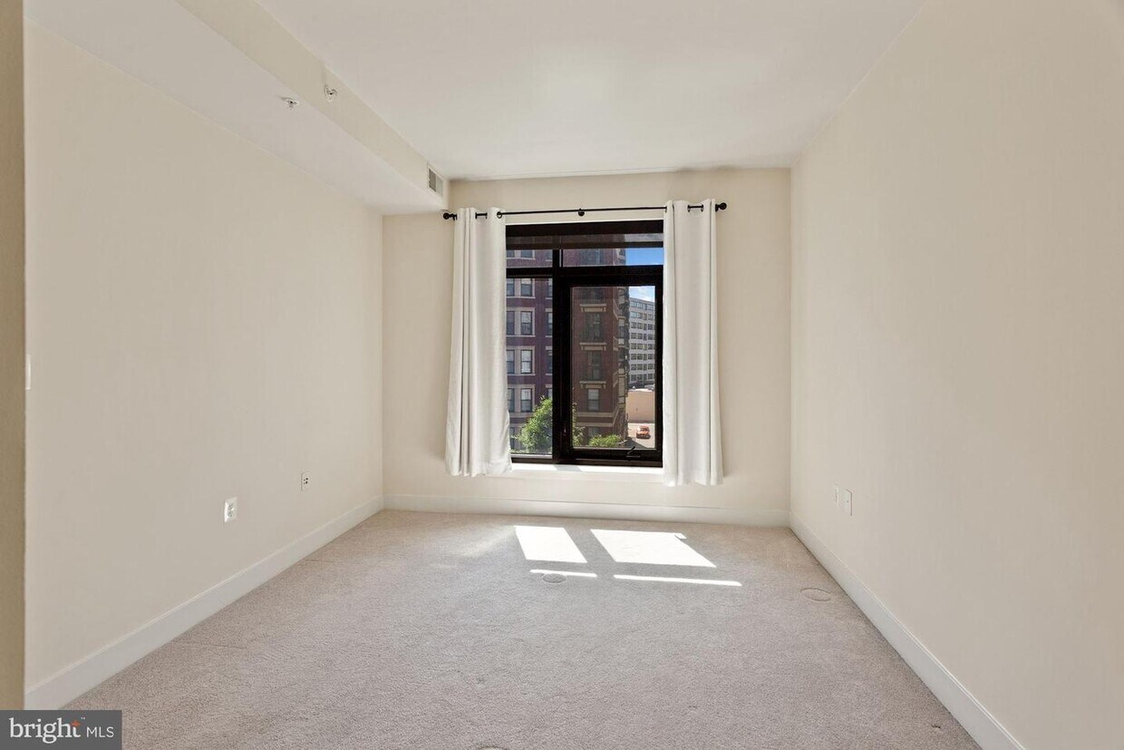 1211 13th St NW Unit 402, Washington, DC 20005 - Room for Rent in ...