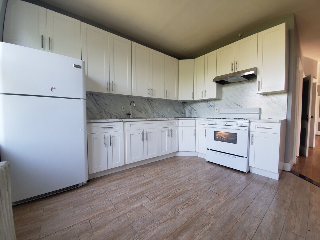 70 Bostwick Ave Unit 20E, Jersey City, NJ 07305 - Condo for Rent in ...
