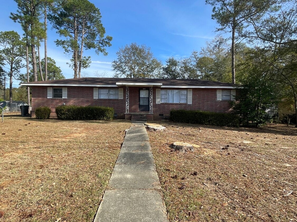 1920 Charlton Dr, Dothan, AL 36303 - House Rental in Dothan, AL ...