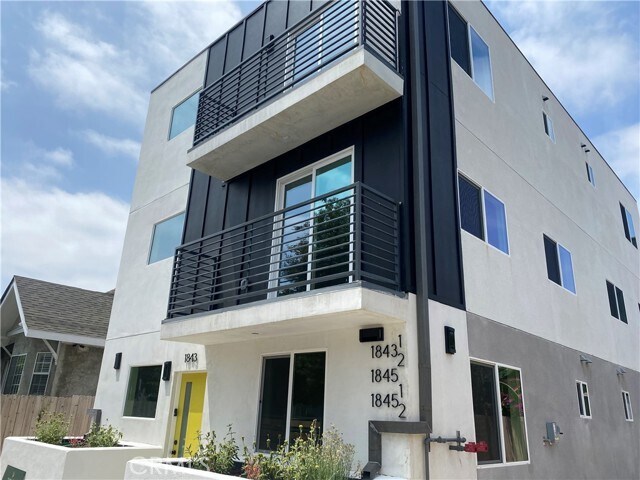 1843 W 20th St, Los Angeles, CA 90007 - Townhome Rentals in Los Angeles ...