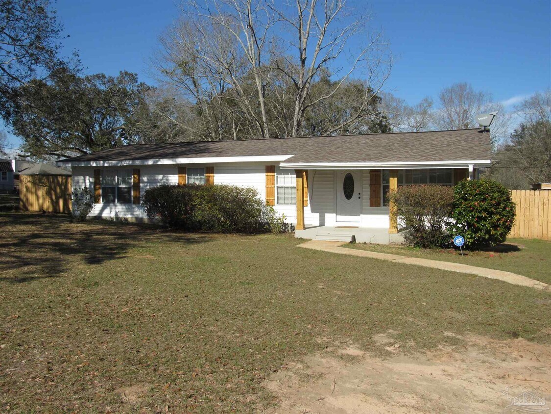 1358 Tate Rd, Cantonment, FL 32533 - House Rental in Cantonment, FL ...