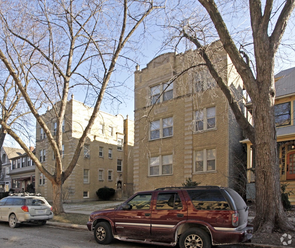 5713 N. Magnolia Apartments - 5709-5713 N Magnolia Ave Chicago, IL ...