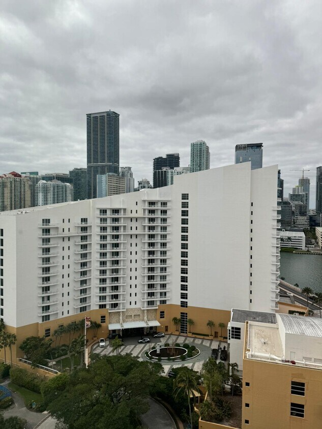 800 Claughton Island Dr Unit 2002, Miami, FL 33131 - Condo for Rent in ...