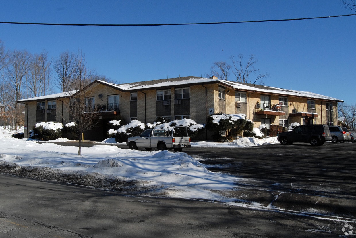 Country Squire Gardens - 150-200 Union Rd Spring Valley, NY 10977 ...