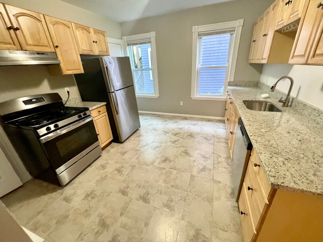 10 Cambridge Ter Unit 1, Cambridge, MA 02140 - 10 Cambridge Ter ...