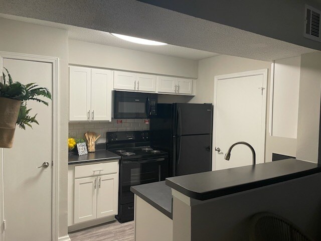 The Local Apartments - Apartments in Memphis, TN | Apartments.com