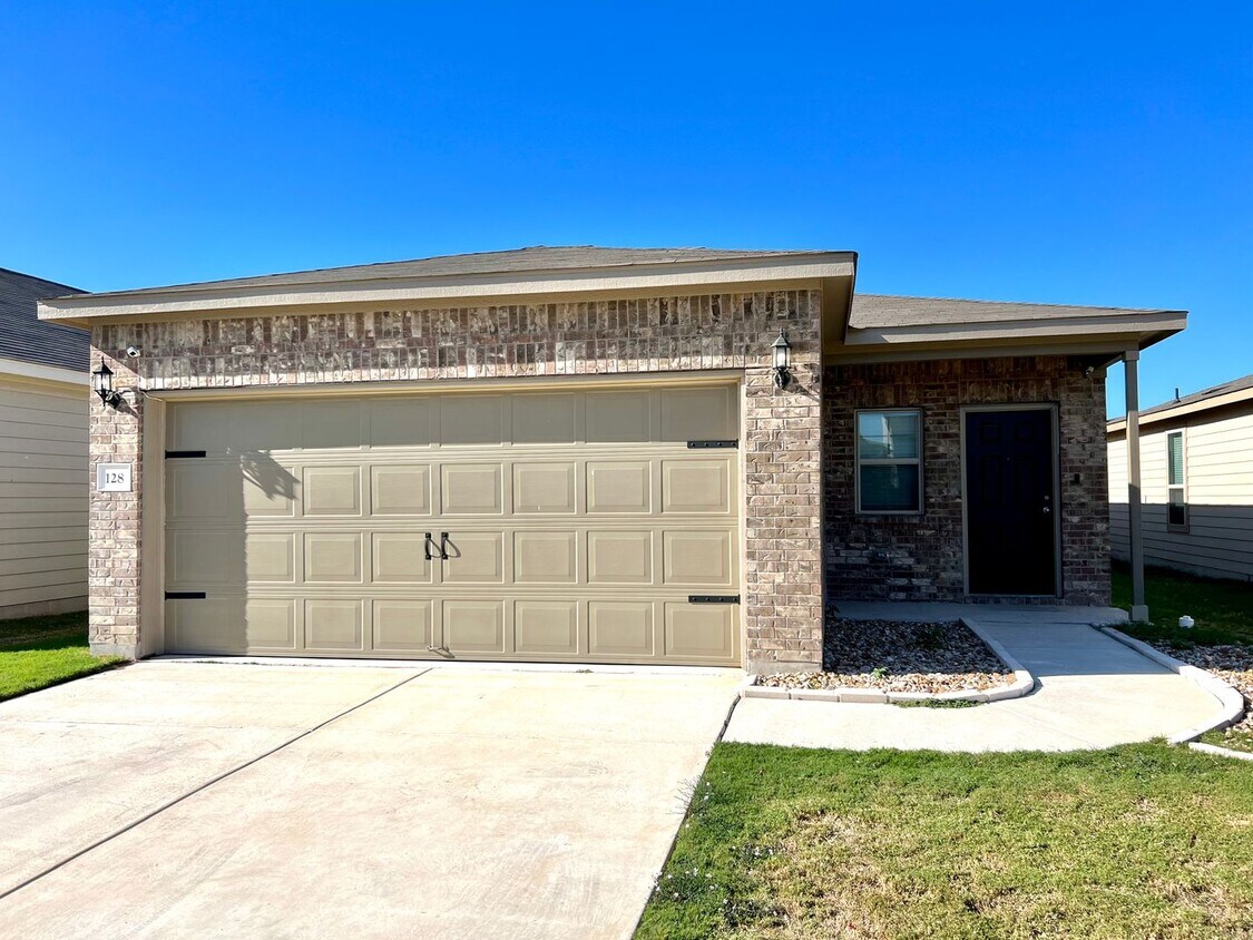 128 Miracle Dr, Jarrell, TX 76537 - House Rental in Jarrell, TX ...