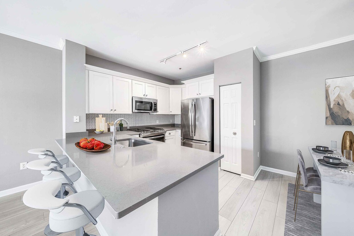River Run at Naperville - 1015 Preserve Ave Naperville, IL 60564 ...