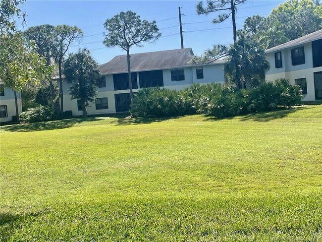 6553 SE Federal Hwy Unit 10-102, Stuart, FL 34997 - Condo for Rent in ...
