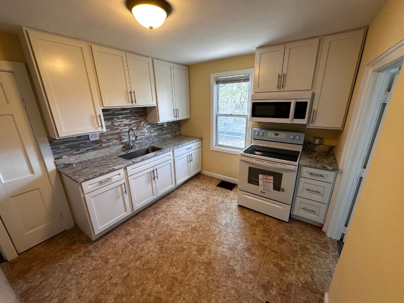 2229 Chambers Rd, St. Louis, MO 63136 | Apartments.com