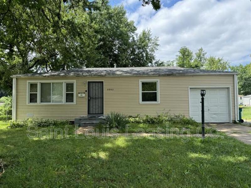 9943 Calumet Dr, St. Louis, MO 63137 - House Rental in St. Louis, MO ...