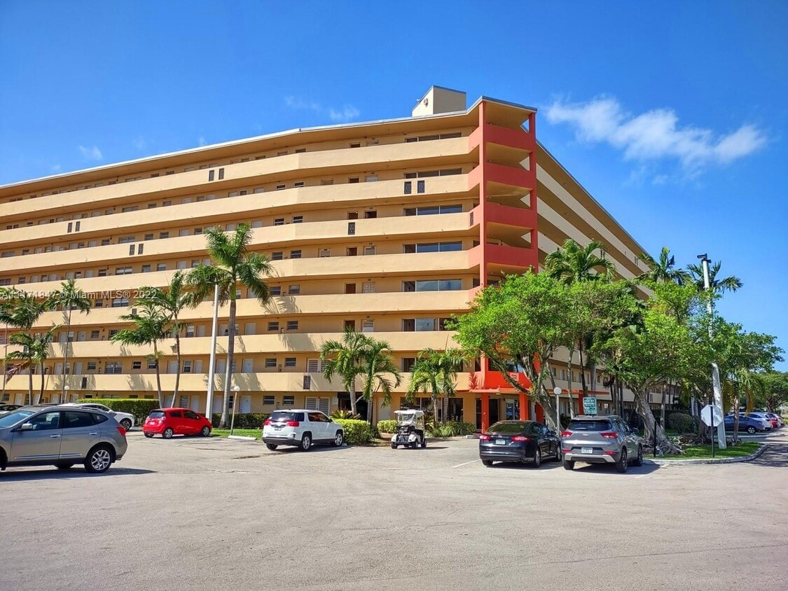 1750 NE 191st St Unit 402-1, Miami, FL 33179 - Condo for Rent in Miami, FL | Apartments.com