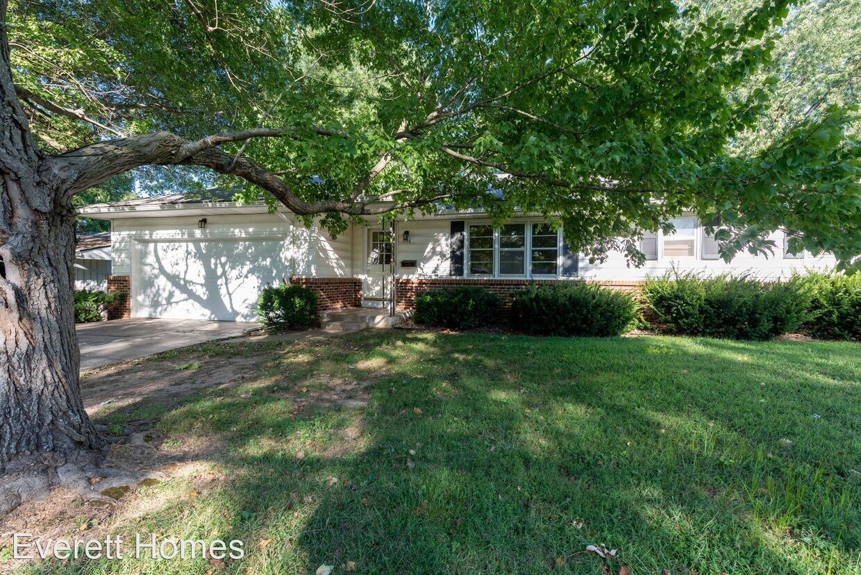 1146 S Belcrest Ave, Springfield, MO 65804 - House Rental in ...