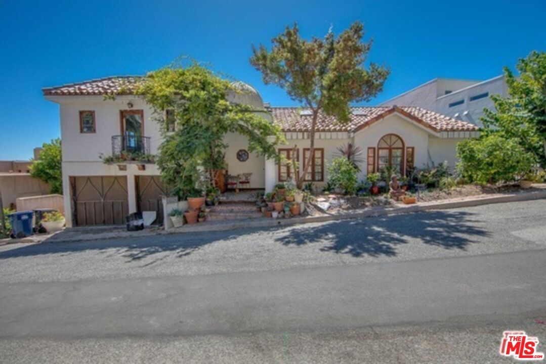 21420 CALLE DEL BARCO Unit B, MALIBU, CA 90265 - Room for Rent in ...