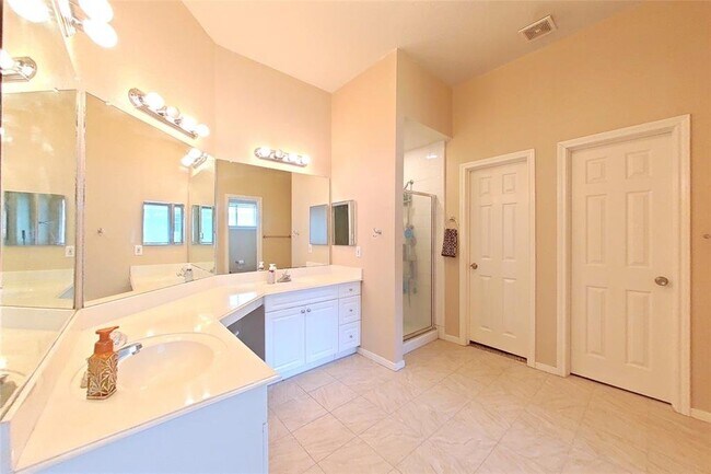 2812 White Oak Ln, Pearland, TX 77584 - House Rental in Pearland, TX ...