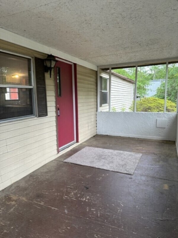 1563 S Lake Dr, Lexington, SC 29073 - House Rental in Lexington, SC ...