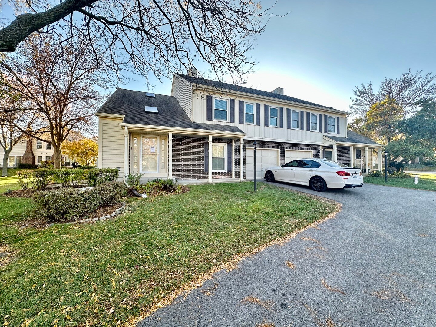 2671 College Hill Cir, Schaumburg, IL 60173 - Townhome Rentals in ...