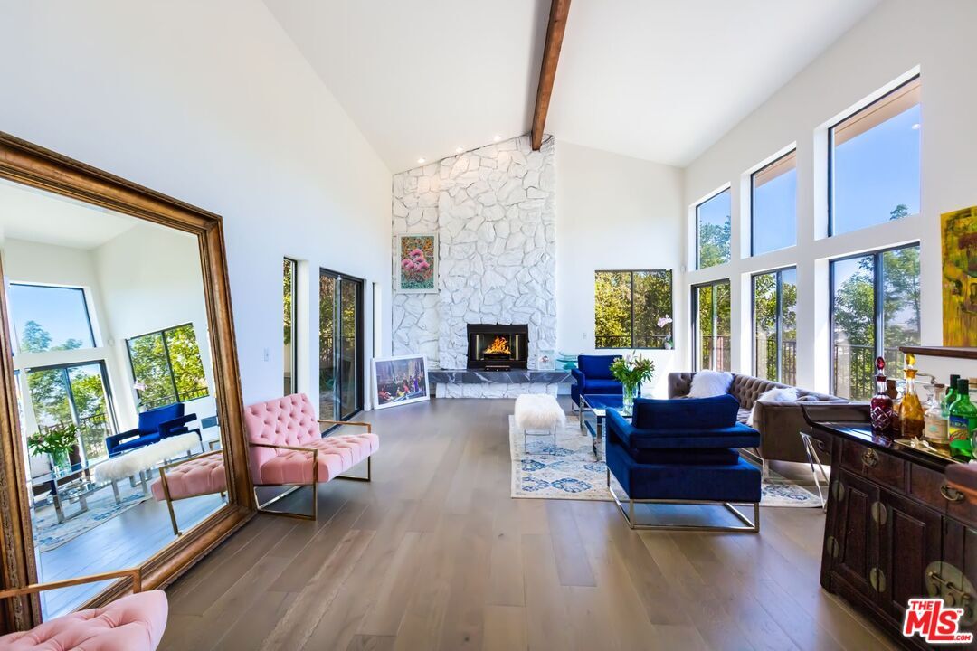 14550 Round Valley Dr, Los Angeles, CA 91403 - House Rental in Los ...