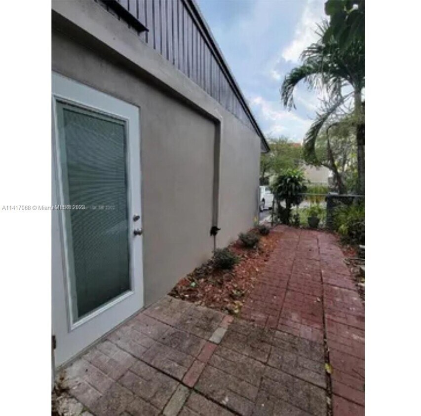 3411 NW 72Nd Way Unit 1, Hollywood, FL 33024 - Room for Rent in ...