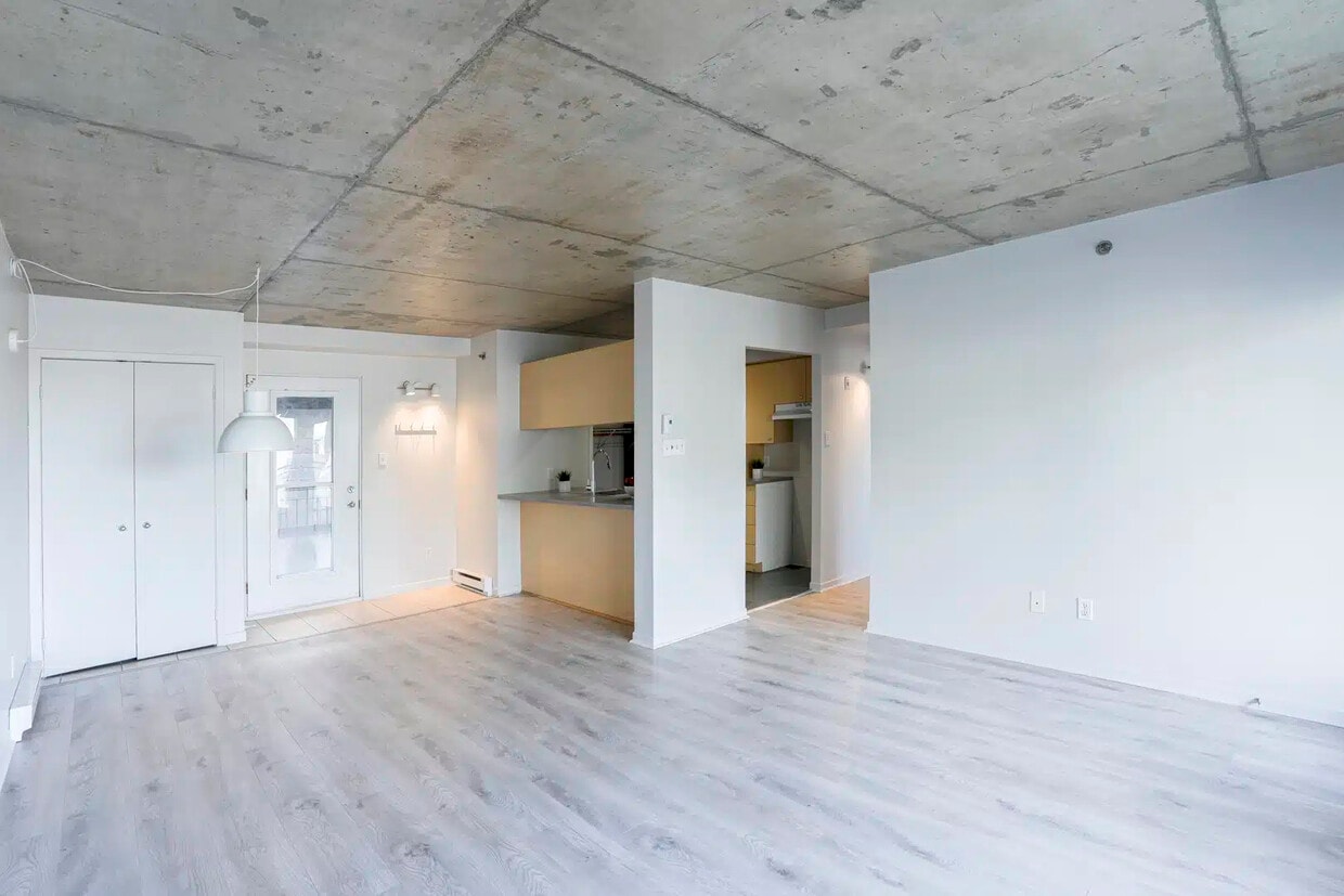 325 Rue Saint-Vallier E, Québec, QC G1K 9C5 Appartements - 325 Rue ...