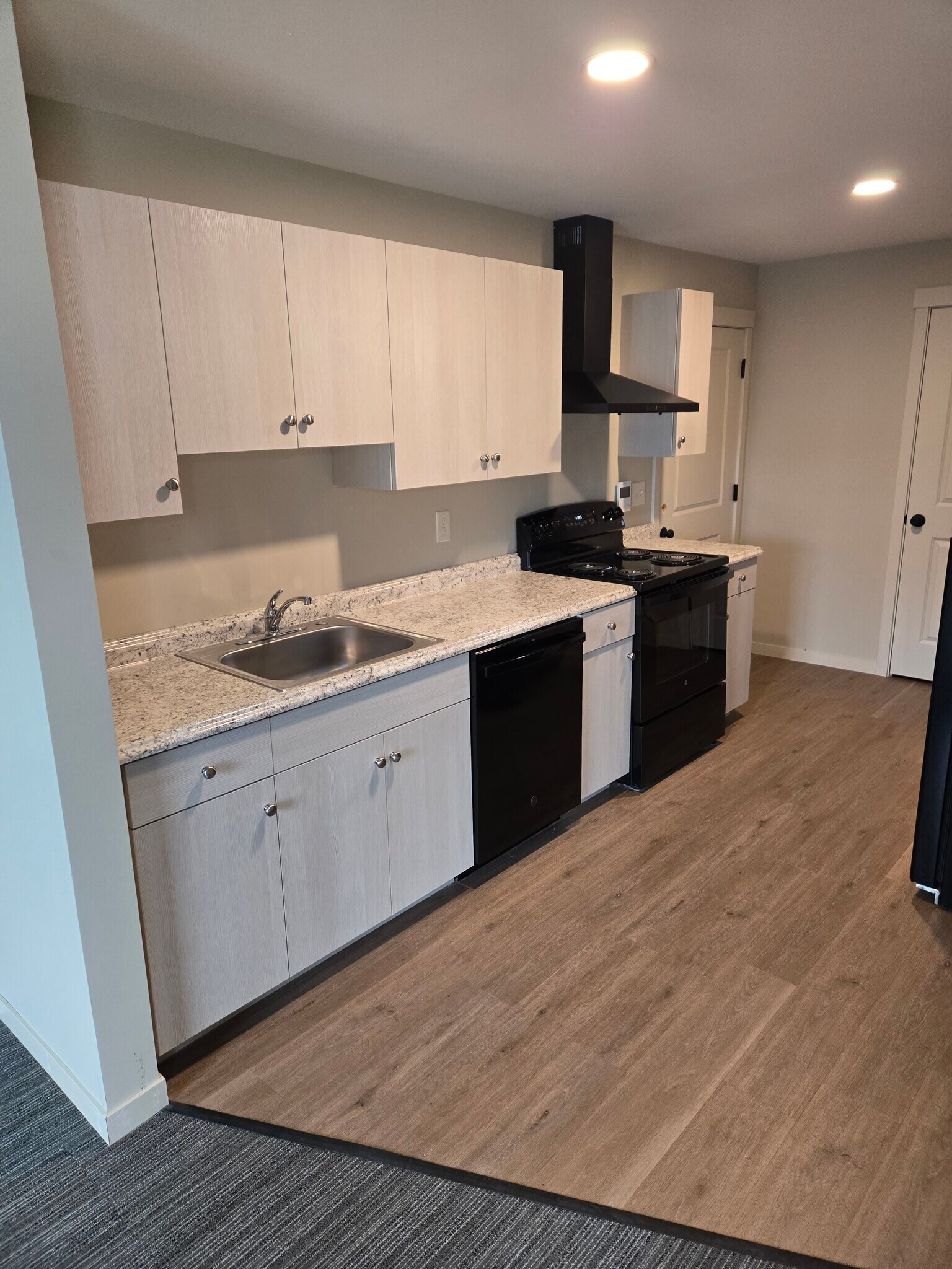 12 W 5Th Ave Unit 1, Lowell, MA 01854 - 12 W 5Th Ave Lowell, MA 01854 ...