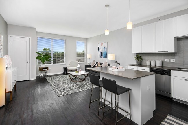 Midtown Square Apartments - Glenview, IL | Apartments.com