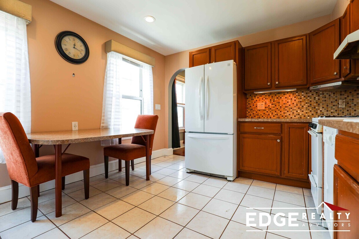 159 Chestnut St Unit 2, Waltham, MA 02453 - 159 Chestnut St Waltham, MA ...