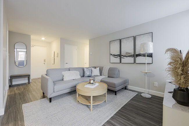 Alexandra Apartments | University of Toronto | Off-Campus Housing Search