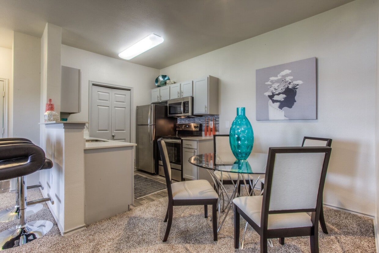 Waters Edge Villas - 5501 Lakeview Pky Rowlett, TX 75088 | Apartments.com