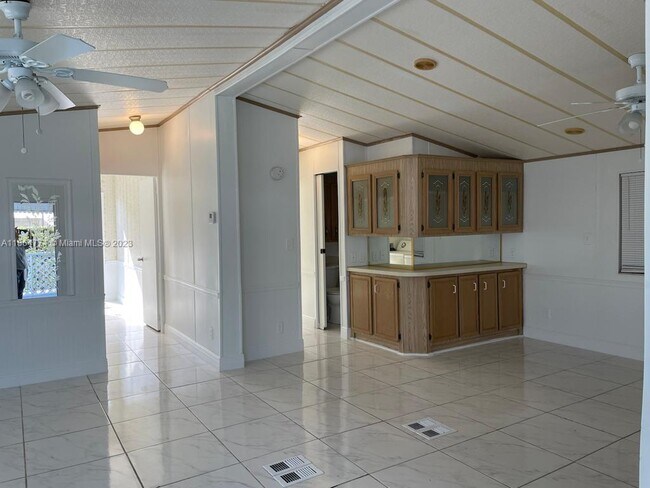 2405 NE 136th Terrace, North Miami Beach, FL 33181 - House Rental in ...
