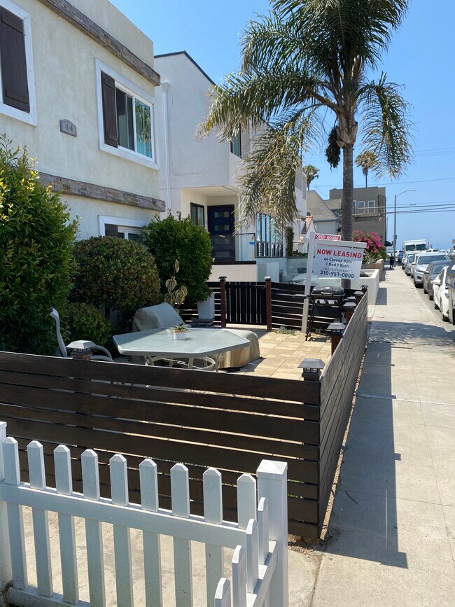 44 Corona Ave Unit 2, Long Beach, CA 90803 - Apartments in Long Beach ...