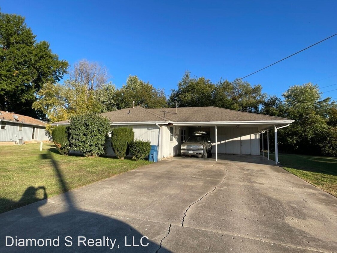 2552-B South Pl, Springfield, MO 65807 - House Rental in Springfield, MO | Apartments.com
