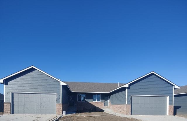 8990 E Chris St, Bel Aire, KS 67226 - Townhome Rentals in Bel Aire KS ...