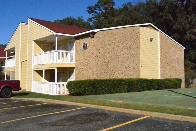 Huntington Hills Apartments - Longview, TX | Apartments.com