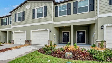 Silverado Ranch Apartments for Rent with a Garage - Zephyrhills, FL - 1 ...