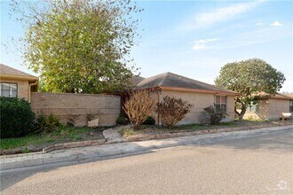 Best Luxury Pepper Ridge Estates Apartments for Rent - Edinburg, TX ...