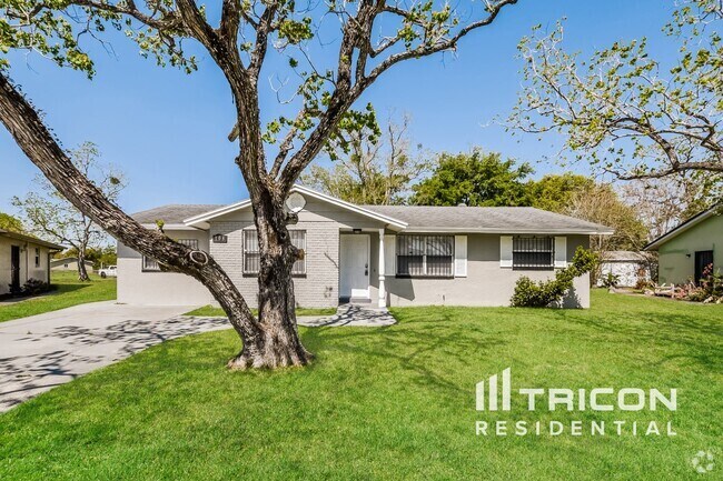 Washington Oaks Apartments for Rent with a Walk-In Closet - Sanford, FL ...