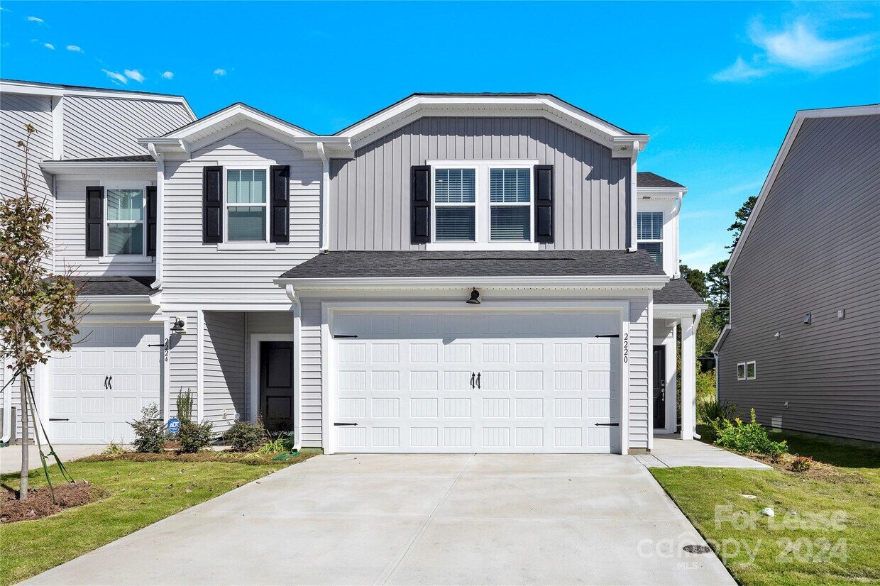 2220 Belterra Dr, Charlotte, NC 28216 - Townhome Rentals in Charlotte ...