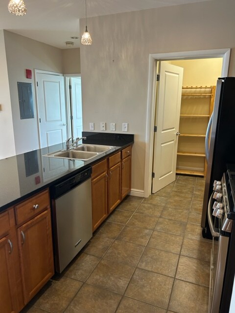 5570 Centre Ave Unit 408, Pittsburgh, PA 15232 | Apartments.com