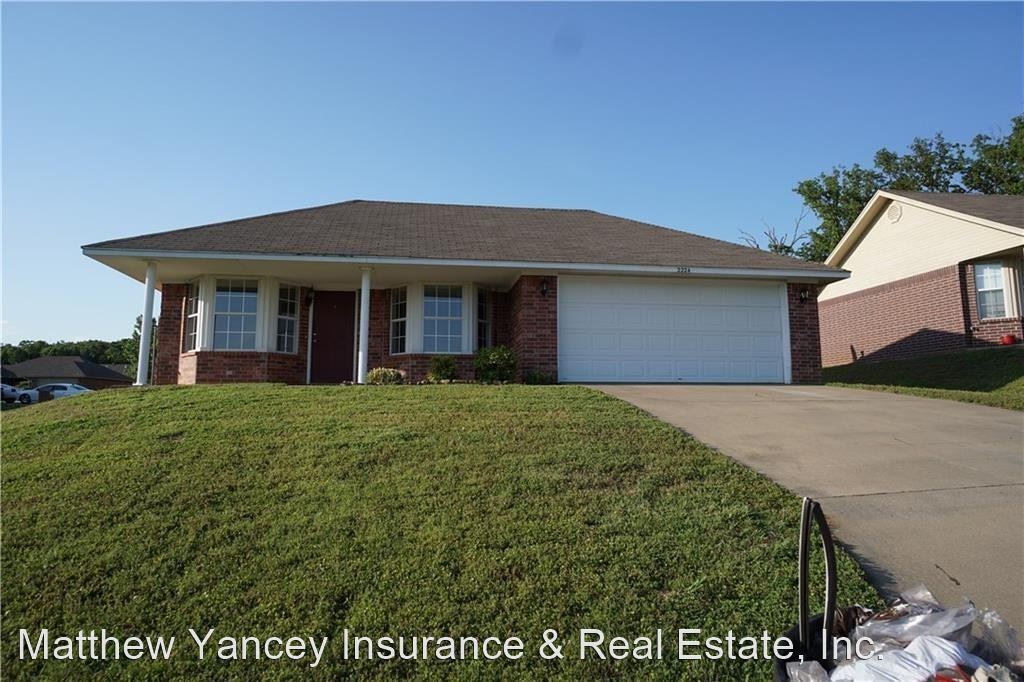 2224 Meadowlark Ln, Van Buren, AR 72956 - House Rental in Van Buren, AR ...