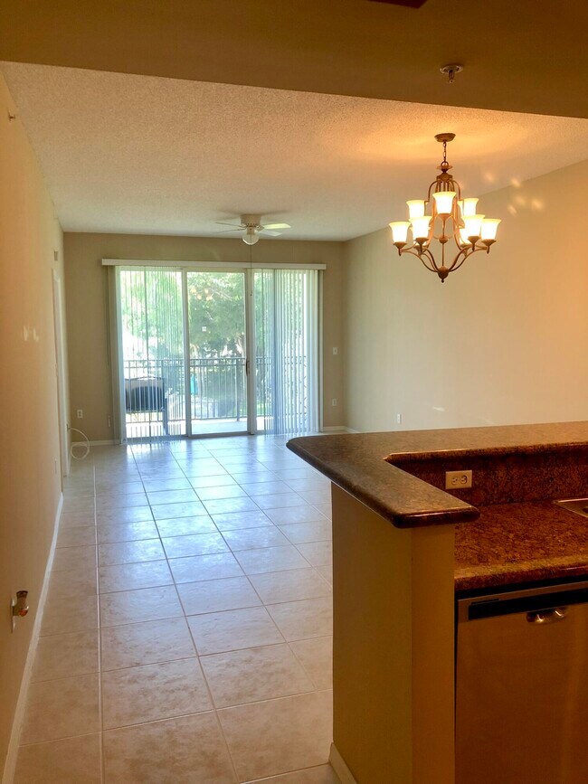 27 Royal Palm Way Unit 304, Boca Raton, FL 33432 - Condo for Rent in ...