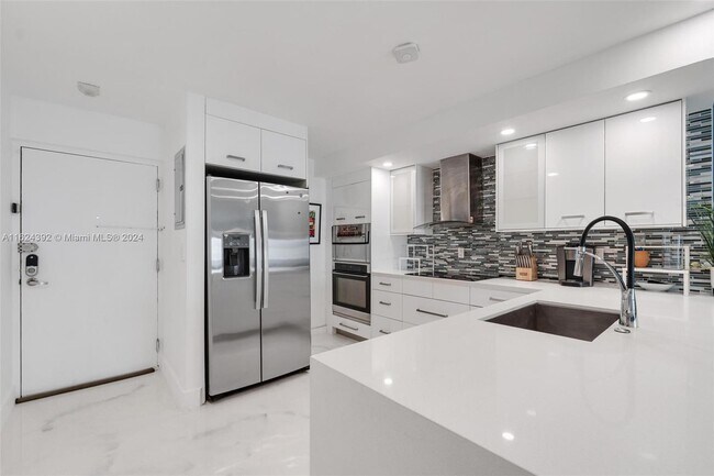 4101 Indian Creek Dr Unit 507, Miami, FL 33140 - Condo for Rent in ...