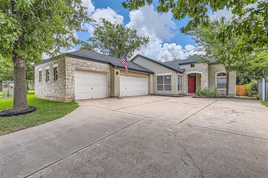 2609 Hill Street Cv, High Country, TX 78664 - House Rental in High ...