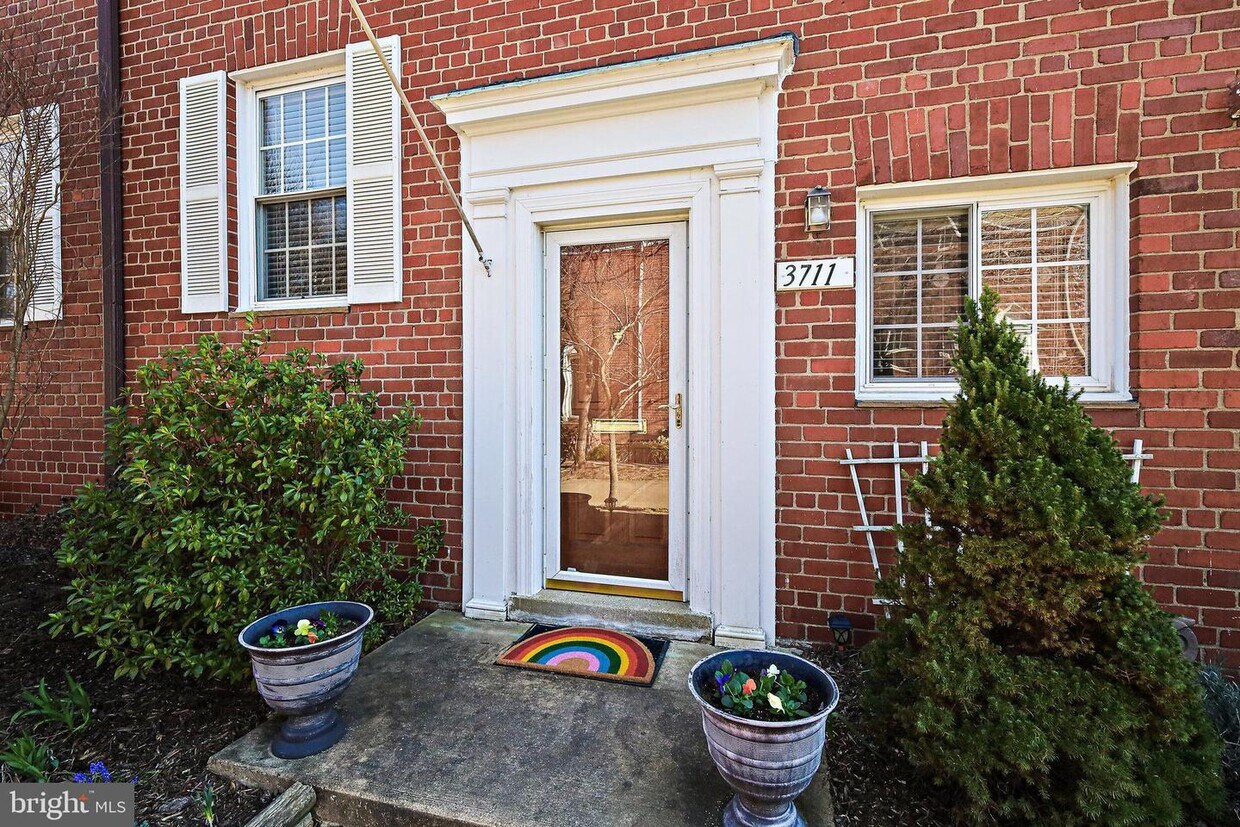 3711 Lyons Ln, Alexandria, VA 22302 - Townhome Rentals in Alexandria VA ...