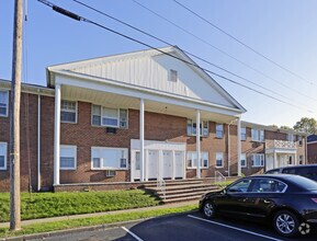 Rutherford Heights Rentals - East Rutherford, NJ | Apartments.com