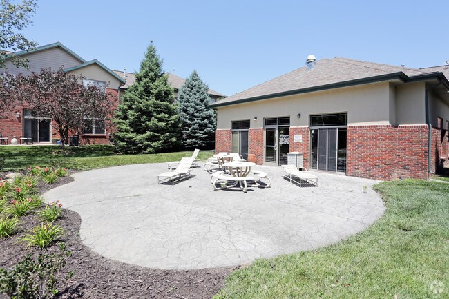 Southwind Villas Apartments - Lavista, NE | Apartments.com